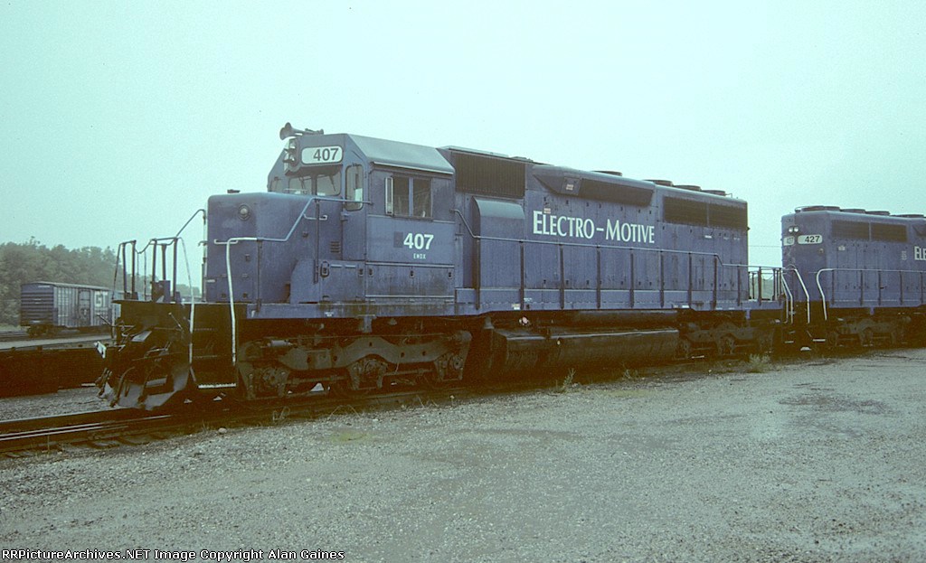 EMD SD40 407
